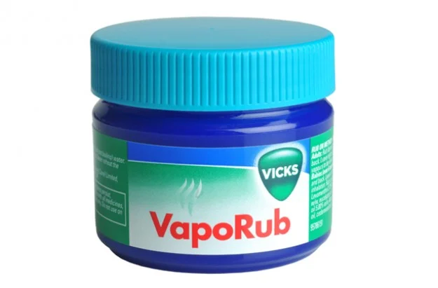 Use Vicks Vaporub to Treat Mosquito Bites | 1mhealthtips.com