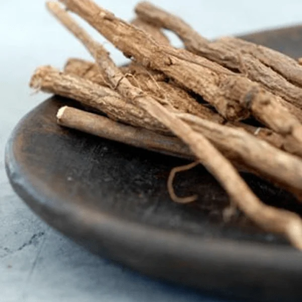 Licorice Root: Its Benefits and Uses — Healthy Builderz