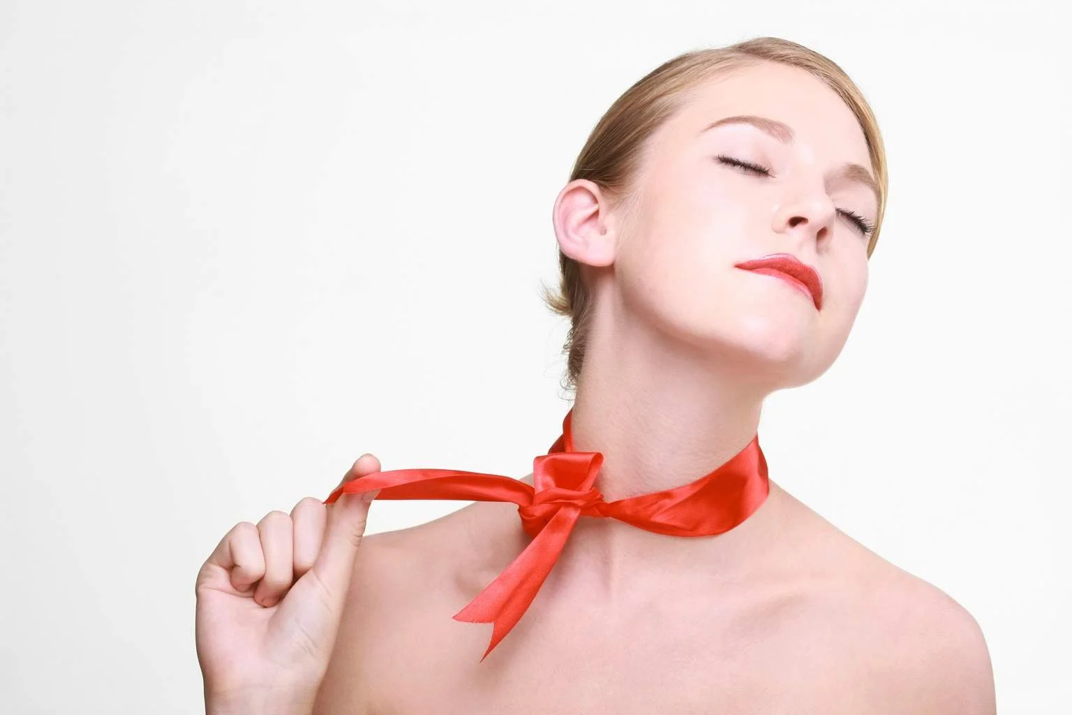 Organic Remedies for Neck and Chest Wrinkles — Healthy Builderz