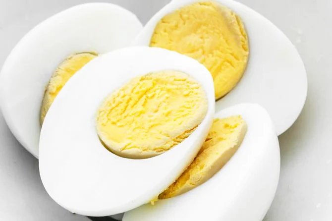 Benefits of Eating Hard-Boiled Eggs — Healthy Builderz